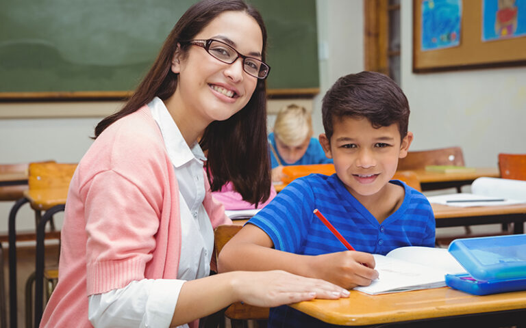 Best Physics Teacher in Kolkata for NEET - Trust Educator